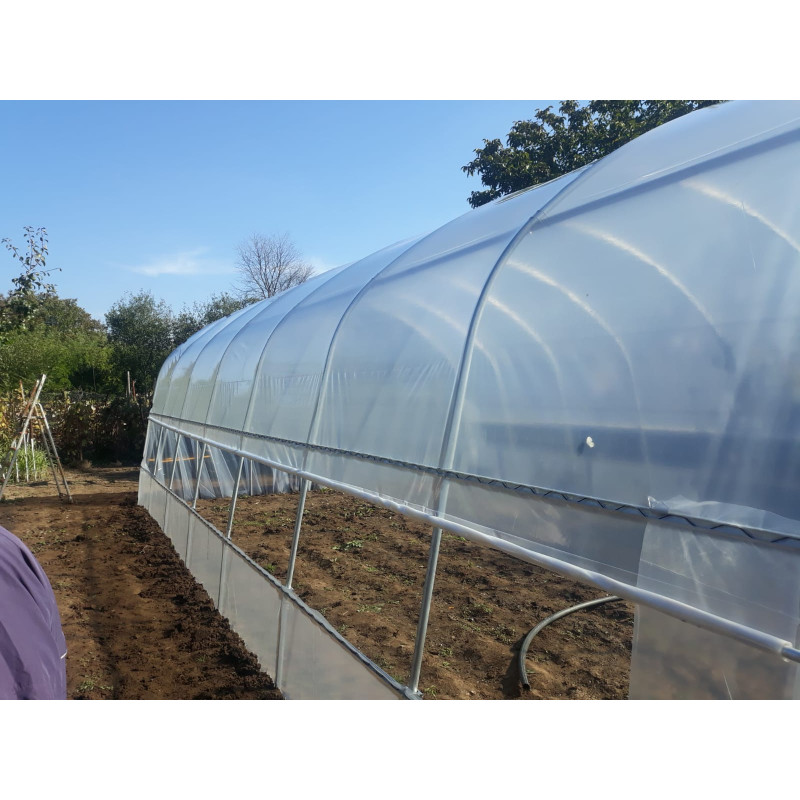 Solar profesional cu aerisire pe ambele laterale 7.5m lungime pe 4m latime